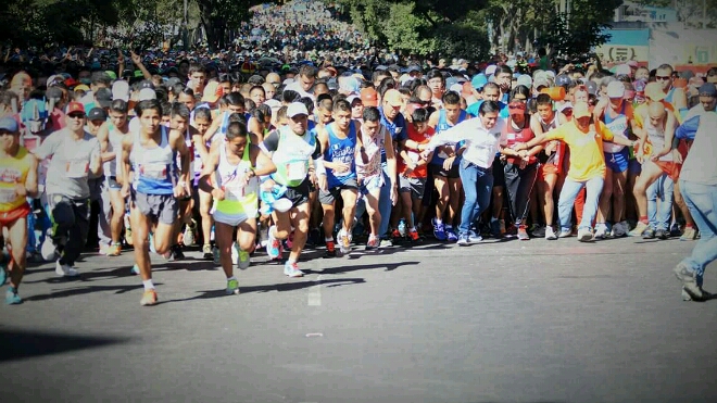 Merlin Chalí y William Julajú ganaron la San Silvestre 2016