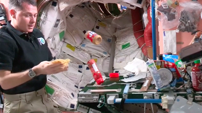 Así se cómo se prepara un delicioso taco en el espacio [VIDEO]