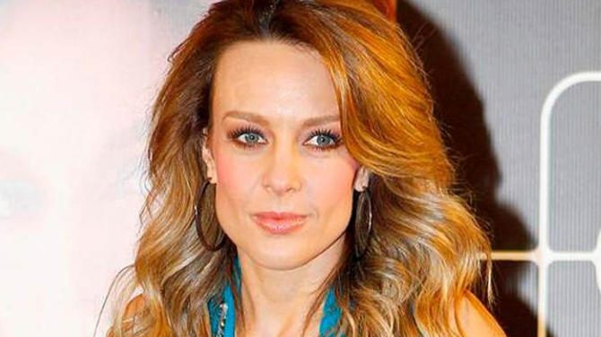 Fey está de vuelta en los escenarios con su nuevo video