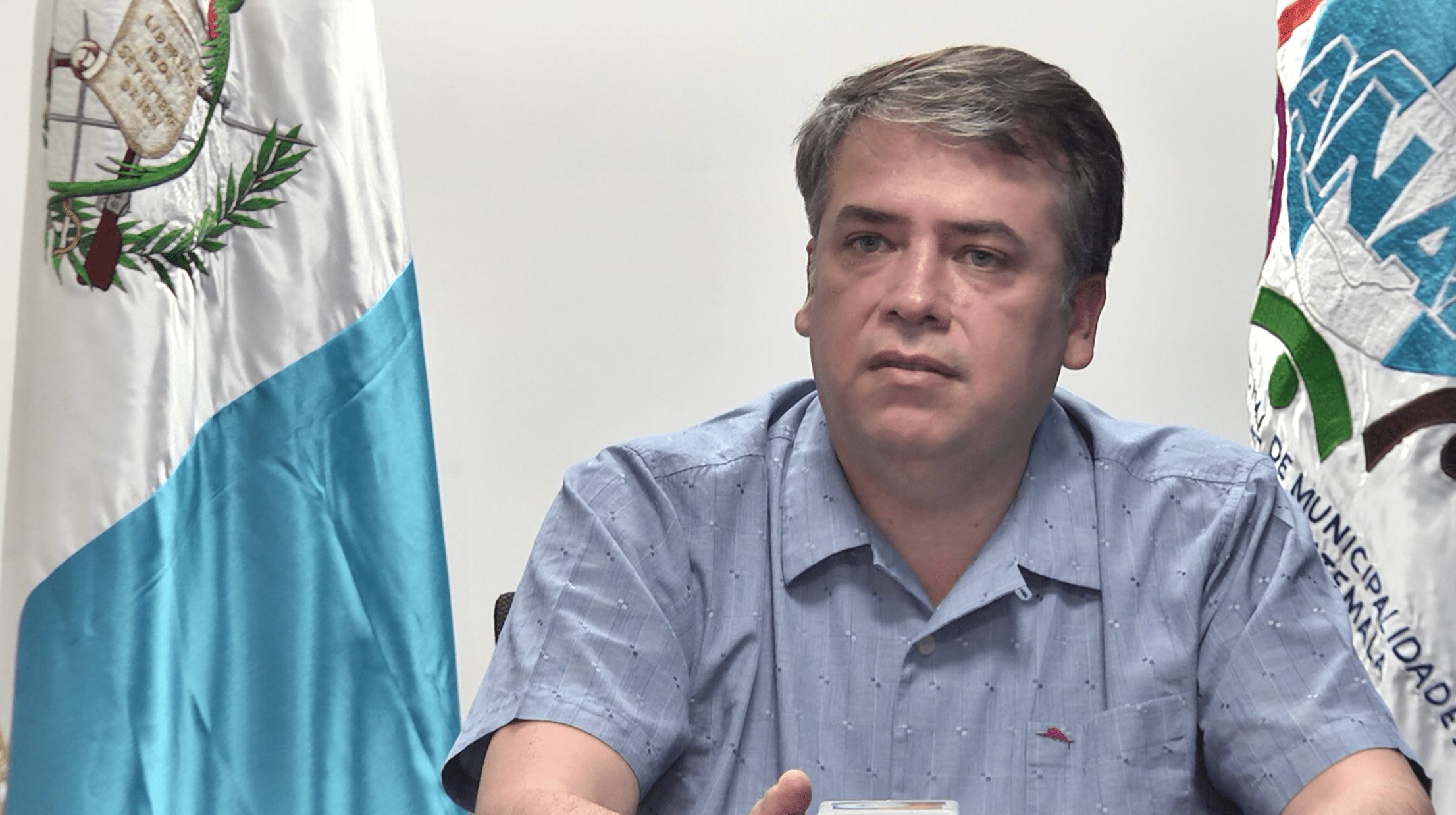Edwin Escobar pide al presidente que acate las resoluciones de la CC