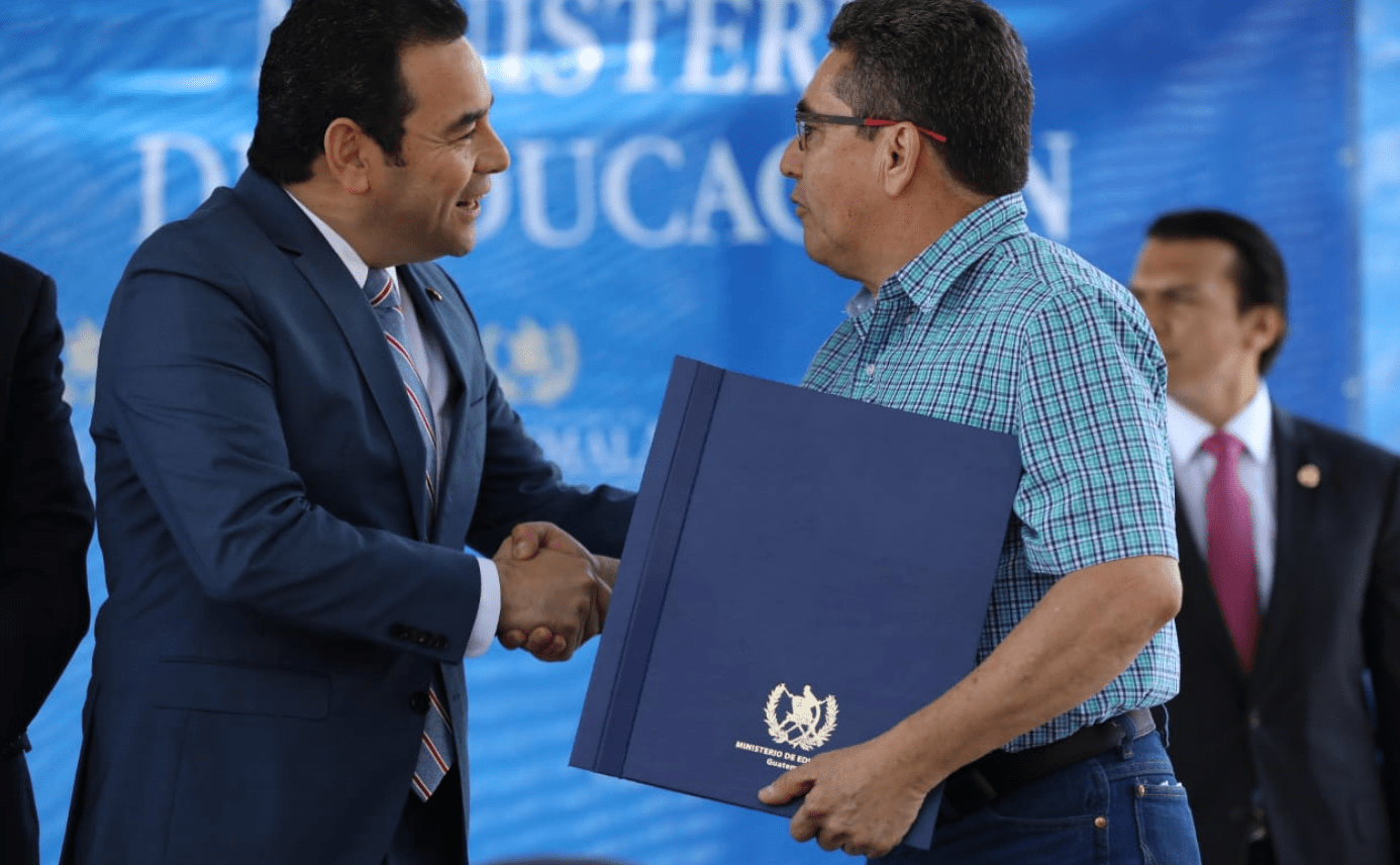 Joviel Acevedo, frente a Jimmy Morales anuncia nueva manifestación ...