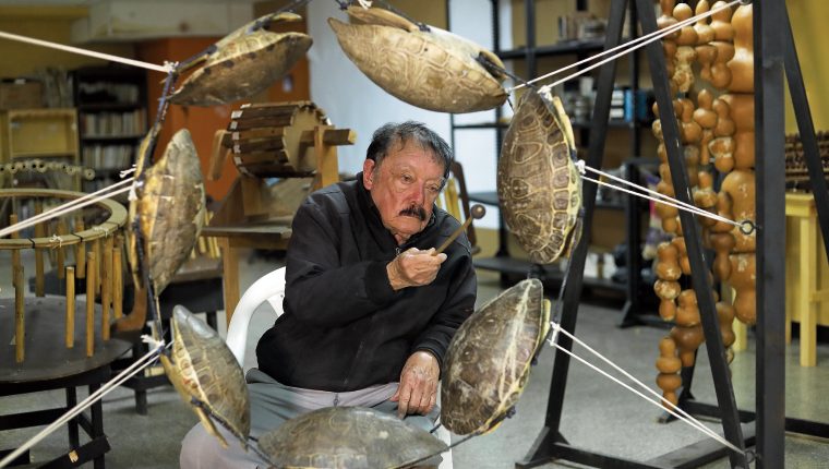 Joaquín Orellana presenta "La muerte del General y otros relatos", un ...
