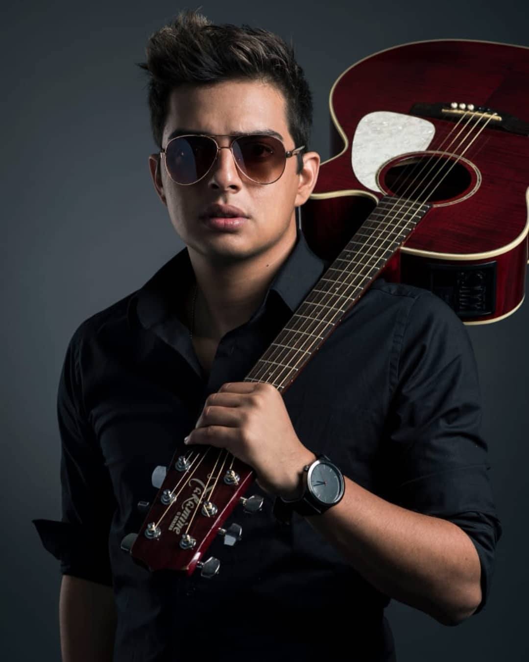 Gabriel Bonilla visita el set de PM Música - Guatevision