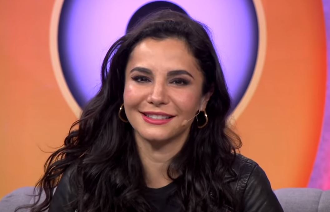La actriz Martha Higareda confiesa que se le salió un moco frente a ...