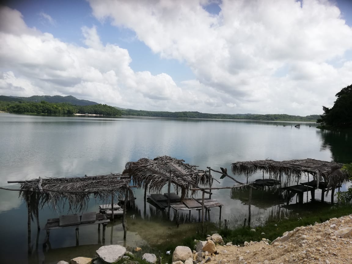Estos son los enemigos silenciosos de la Laguna de Macanché - Guatevision