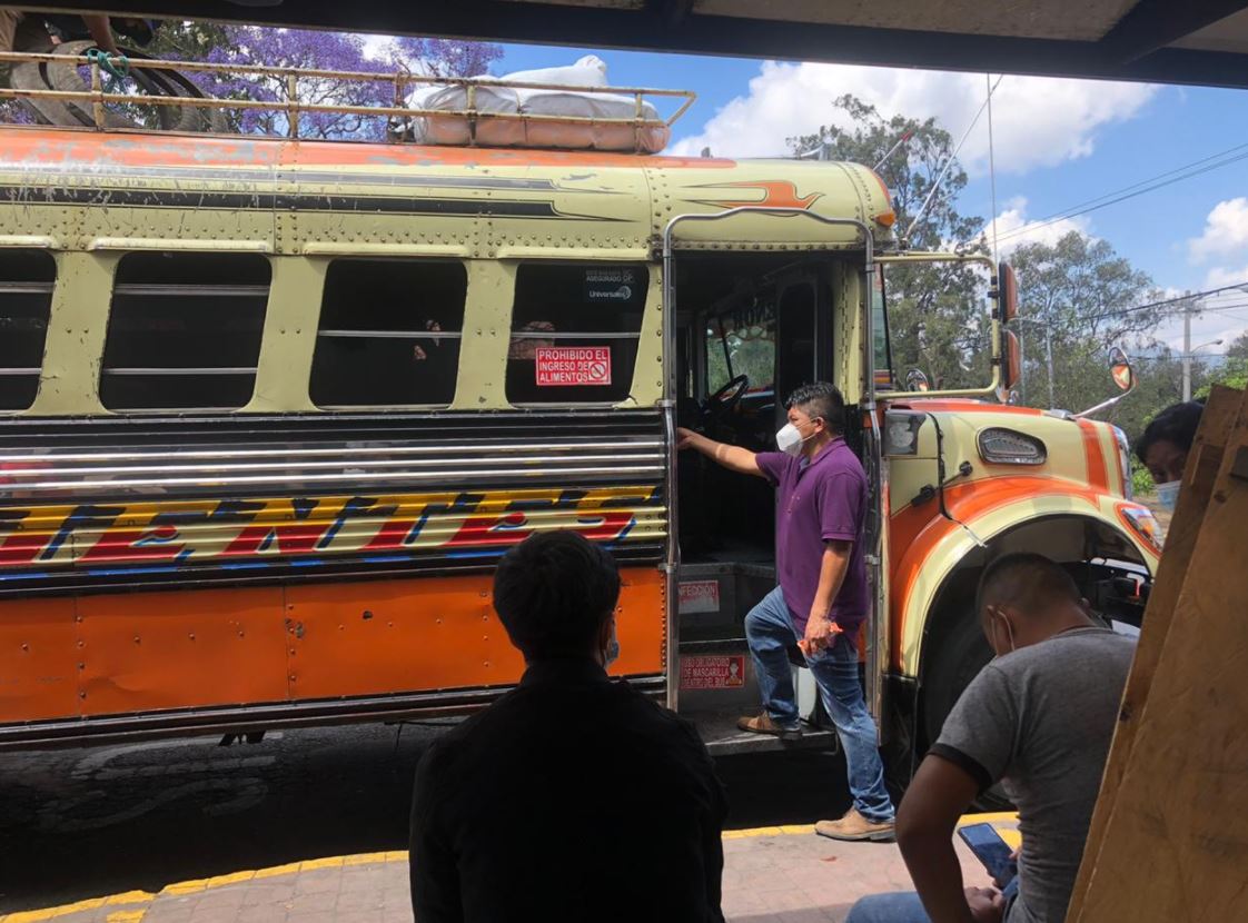 Las quejas de los usuarios de buses extraurbanos por cobros excesivos ...