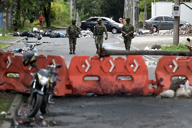 Colombia: Al menos 19 muertos y 800 heridos en cinco días de disturbios ...