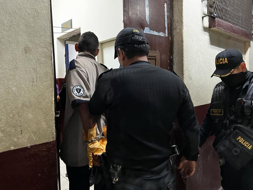 Señalan A Guardia Privado De Matar A Su Compañero De Trabajo Mientras
