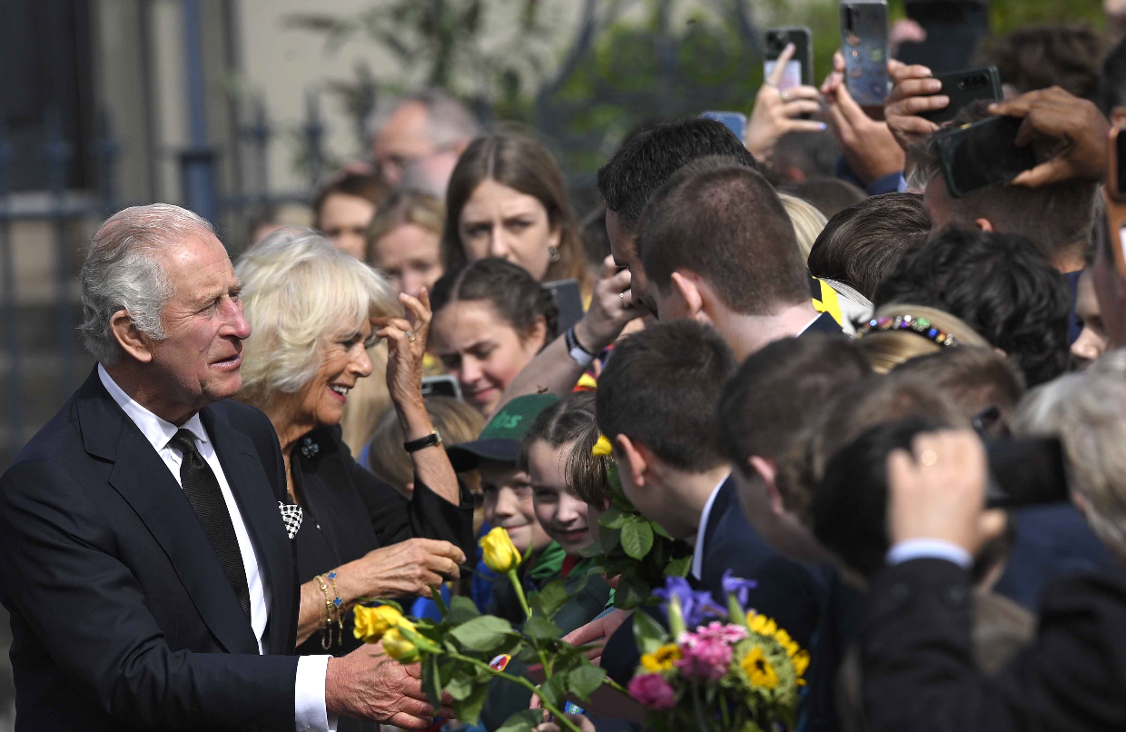 Camila, la esposa del rey Carlos III, se metió sin problemas en el ...