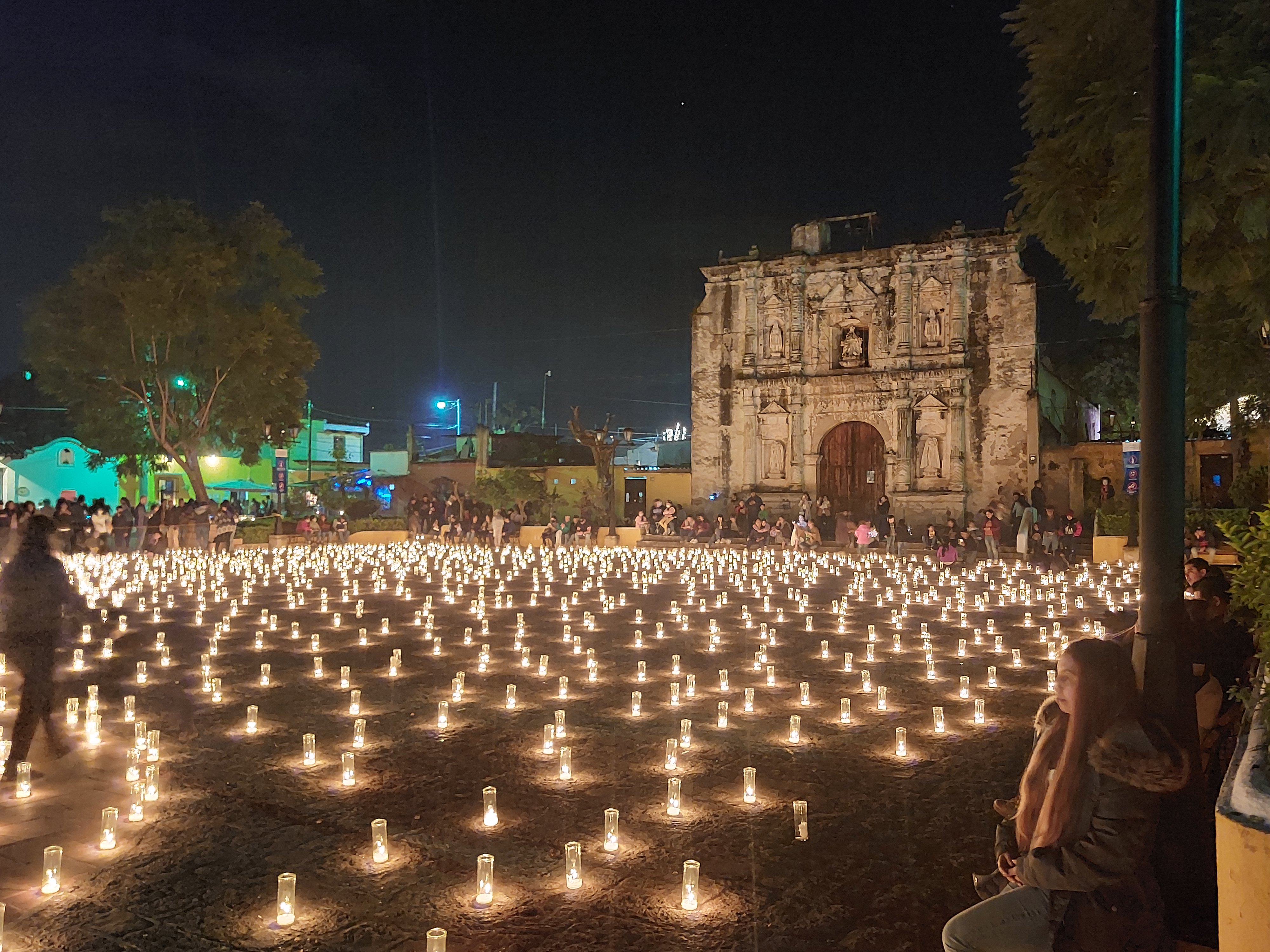 Así fue la Noche de Velas en la Antigua Guatemala - Guatevision