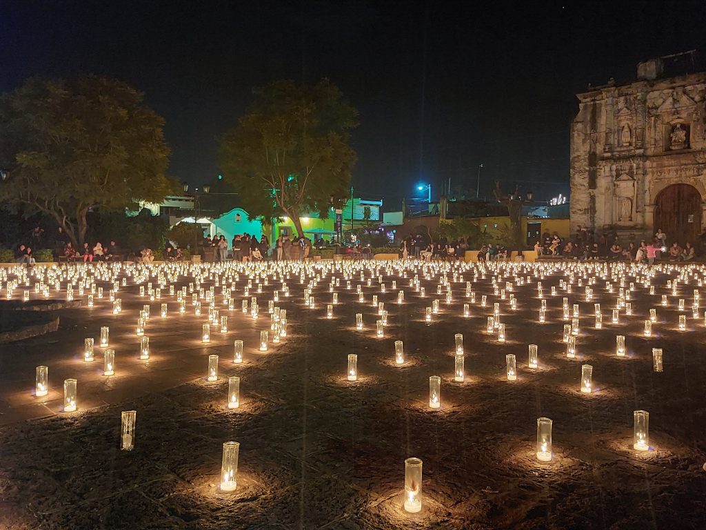 Así fue la Noche de Velas en la Antigua Guatemala - Guatevision Así fue la Noche de Velas en la Antigua Guatemala - Guatevision