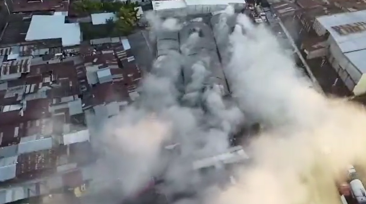 Videos muestran magnitud del incendio en locales del mercado de Patulul ...