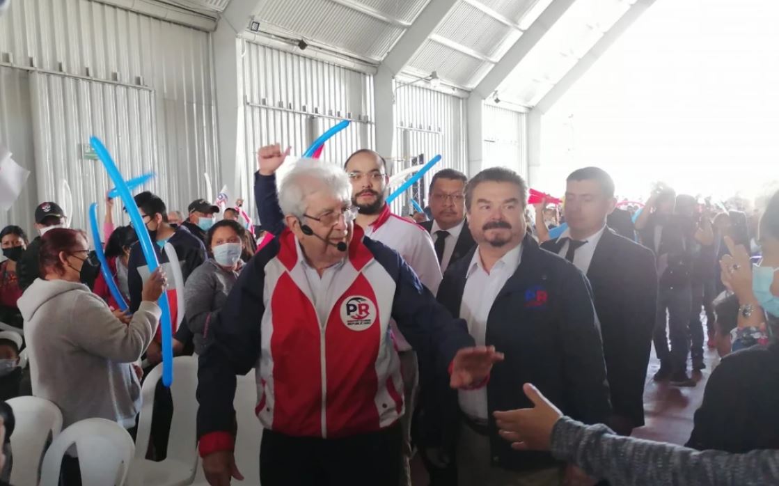 Partido Republicano proclama a Rafael Espada y Arturo Herrador como ...