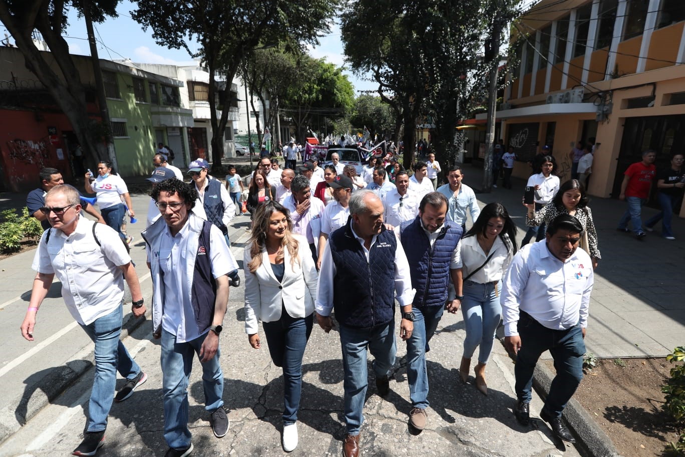 Binomio presidencial del partido VOS recibe credenciales - Guatevision