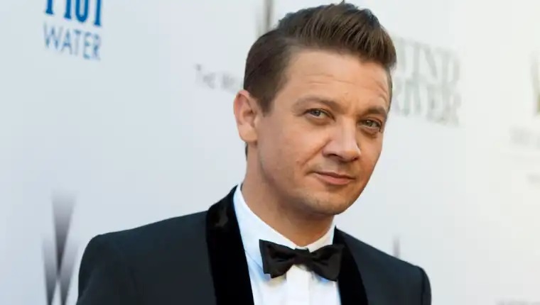 "Es lo que fue. Y es mi error y pagué por ello": Jeremy Renner explica cómo fue el accidente que ...