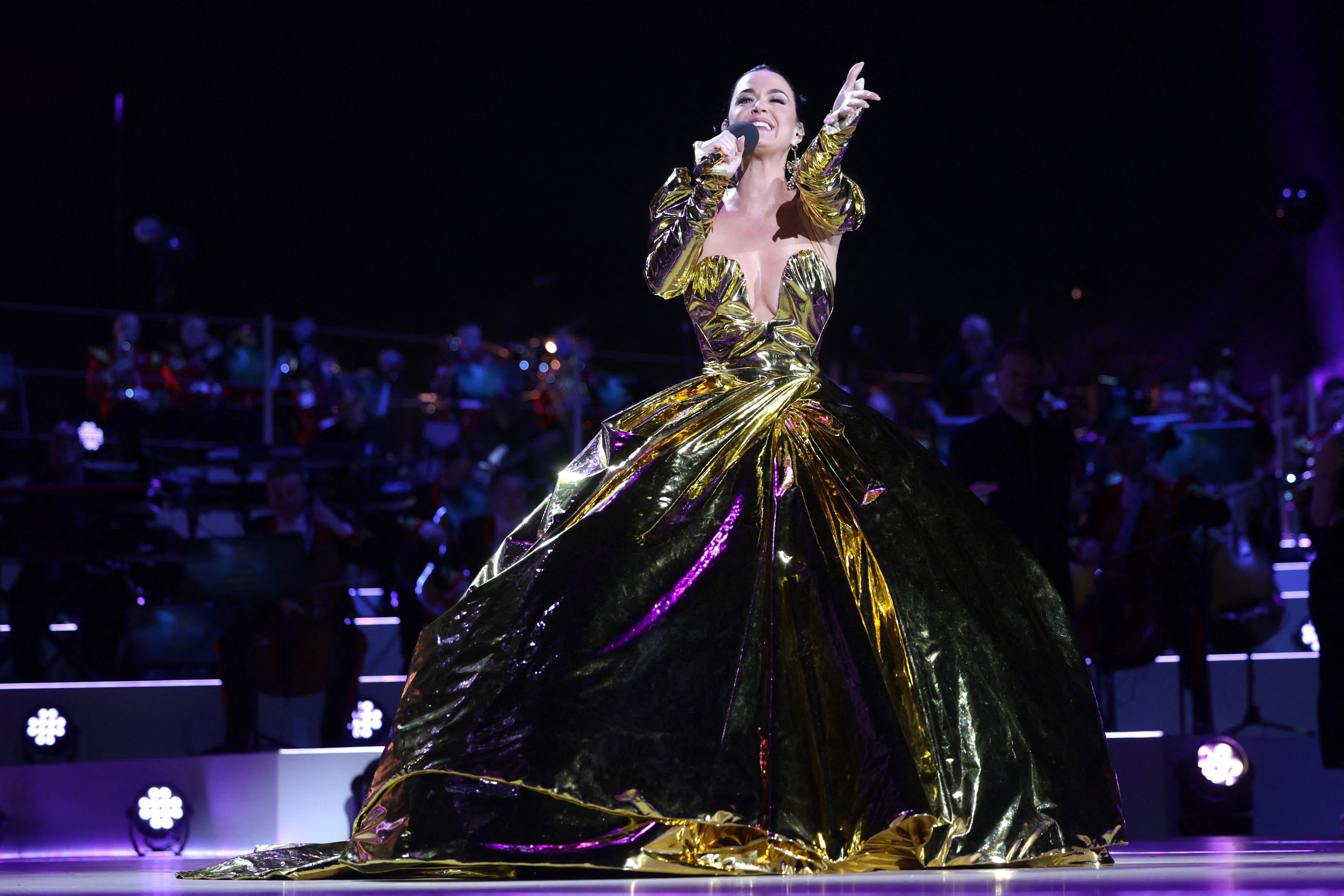 Katy Perry brilla en el concierto de coronación de Carlos III - Guatevision