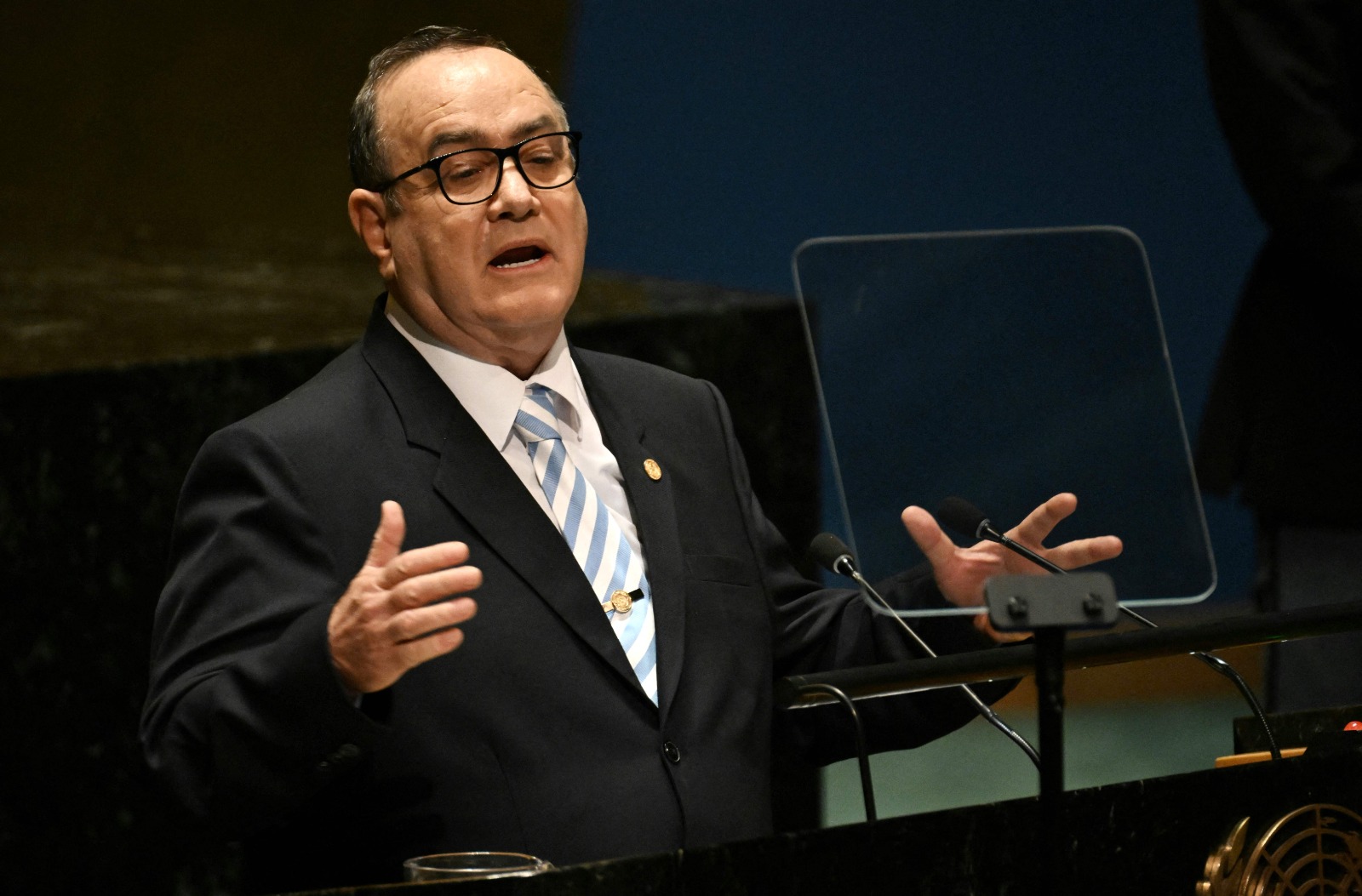 Giammattei afirma su compromiso de transferir el cargo al "presidente ...